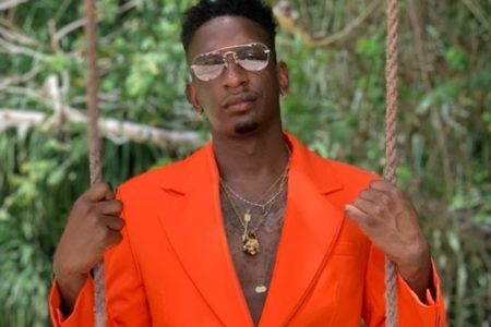 Stylists Archives - Essence