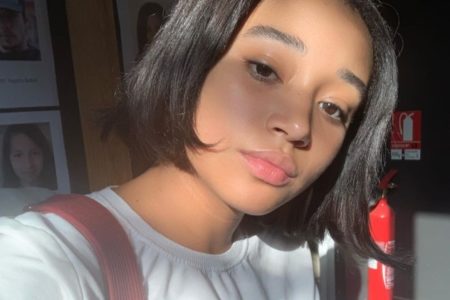 21 Celebrity Beauty Selfies We Love In Honor Of National Selfie Day ...