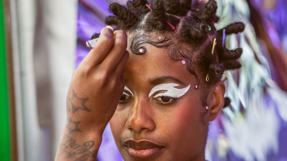 3 Top Tips For Laying Your Edges - Essence