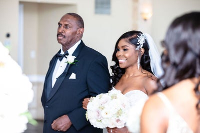 Bridal Bliss: Erica and Greg Brought A Taste Of Chicago To Their ...