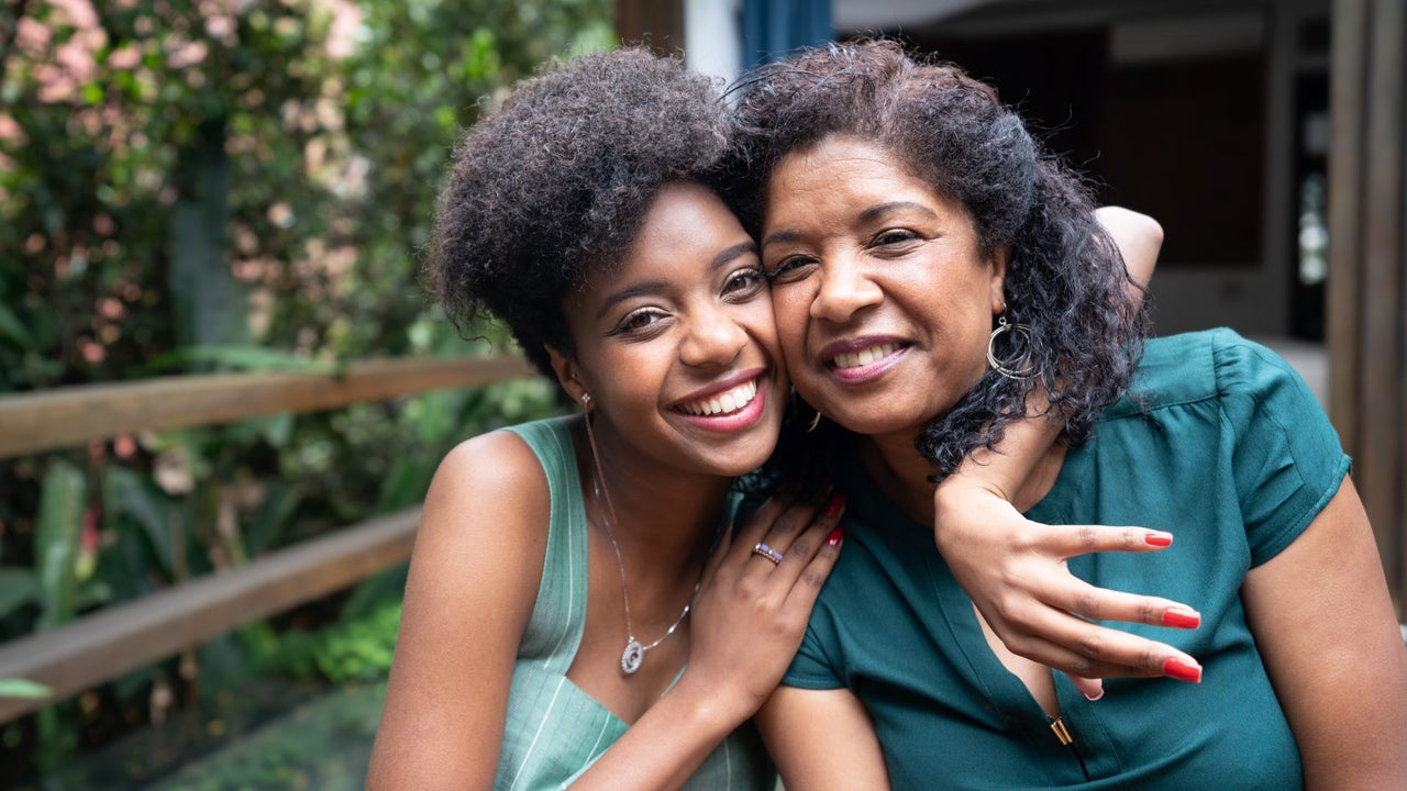 The Ultimate Mother's Day Gift Guide For Every Type Of Black Mom ...