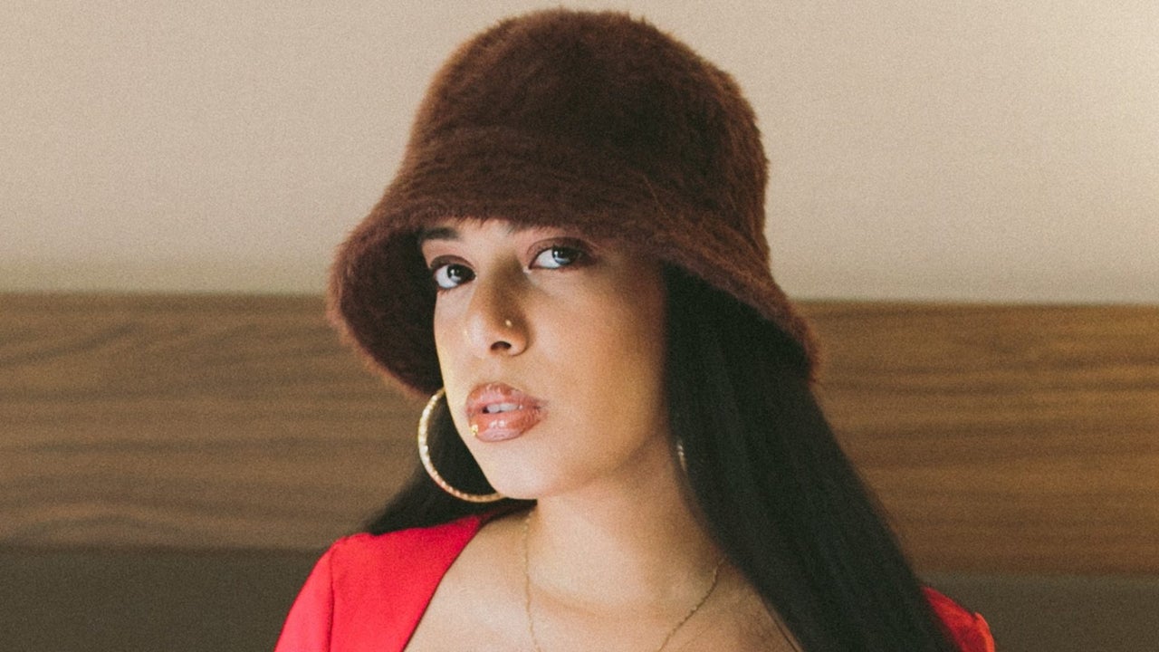 Here's What It's Like Getting Ready With Songstress Ilham - Essence ...