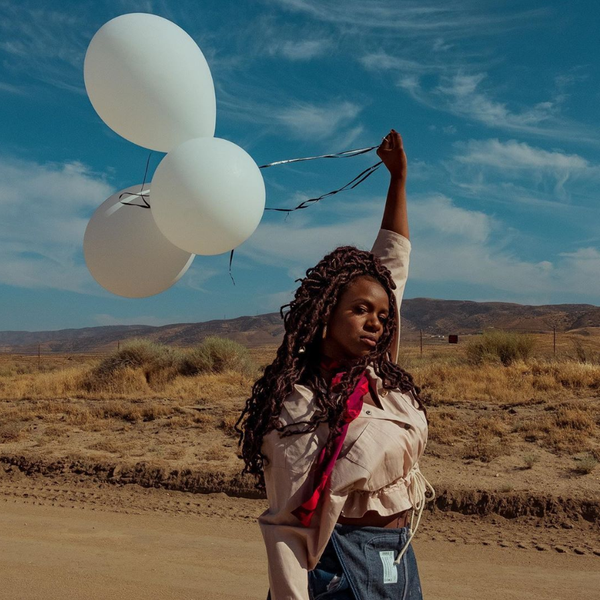 British Soul Singer NAO Announces Her Pregnancy On Social Media - Essence