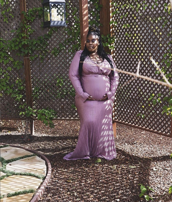 We Are So Into Actress Raven Goodwin's Pregnancy Glow - Essence
