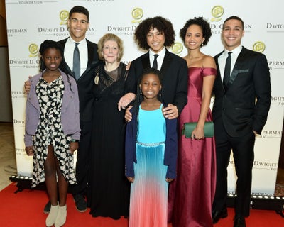 Agnes Gund, Art For Justice Founder, Walks The Walk In New Film 'Aggie ...