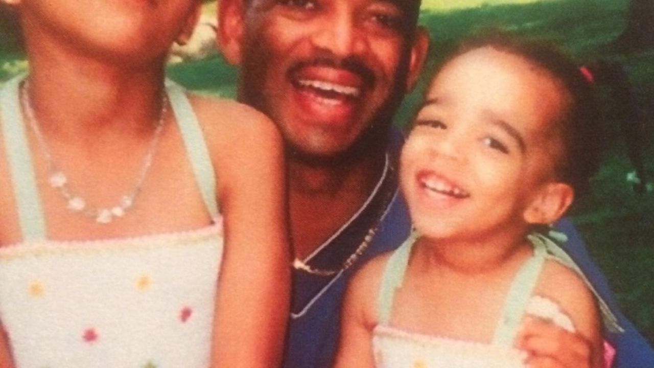 On The Anniversary of Stuart Scott’s Death, His Daughters Pay Tribute ...