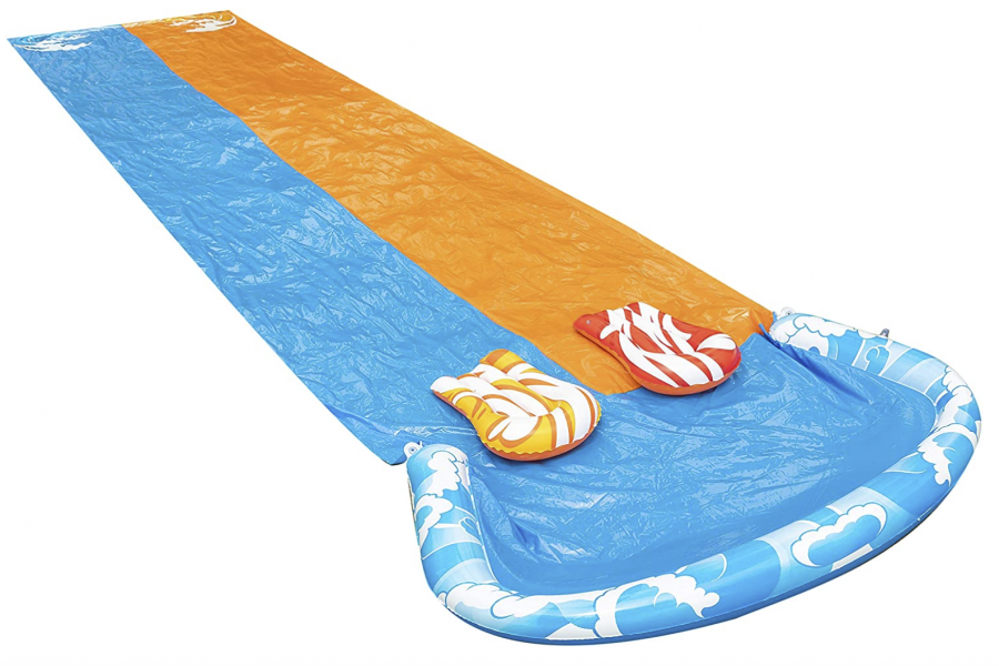 5 Water Toys For Kids That Make Outside More Fun - Essence