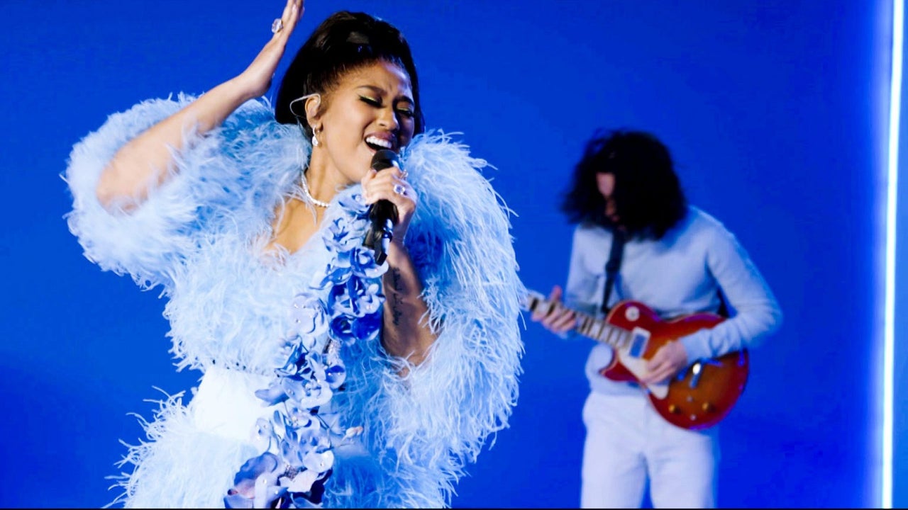 Jazmine Sullivan's 8 Best Song Covers - Essence | Essence