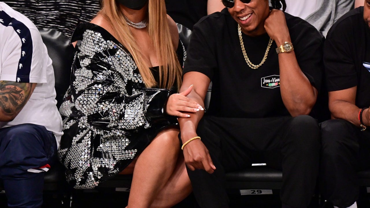 Best Photos Of Beyonce and Jay-Z Courtside at NBA Games Over The Years - [site:name] | Essence