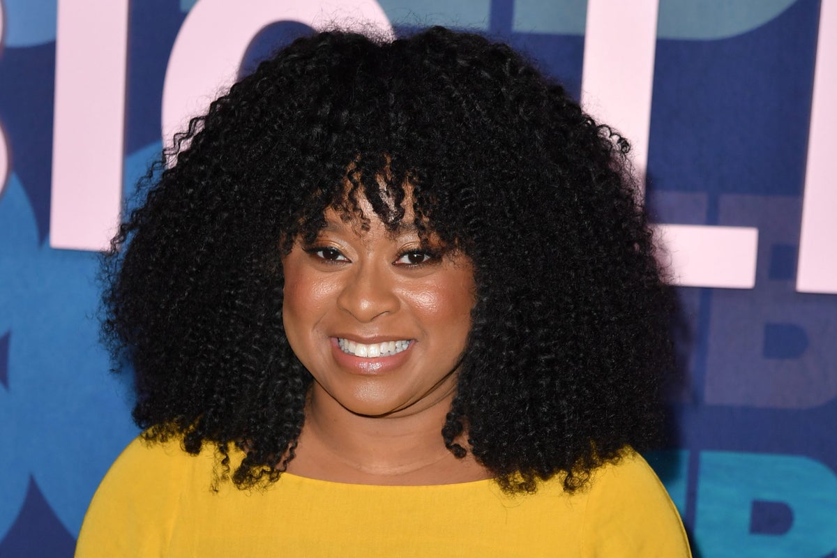 Pheobe Robinson Gets Comically Candid In Her New Book, 'Please Don't ...