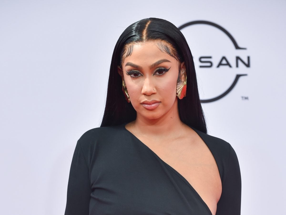 Queen Naija Is Considering A Legal Name Change - Essence | Essence