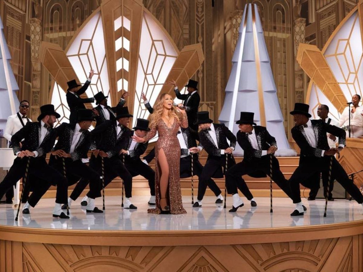 Watch: The Trailer For 'Mariah's Christmas: The Magic Continues' Is ...