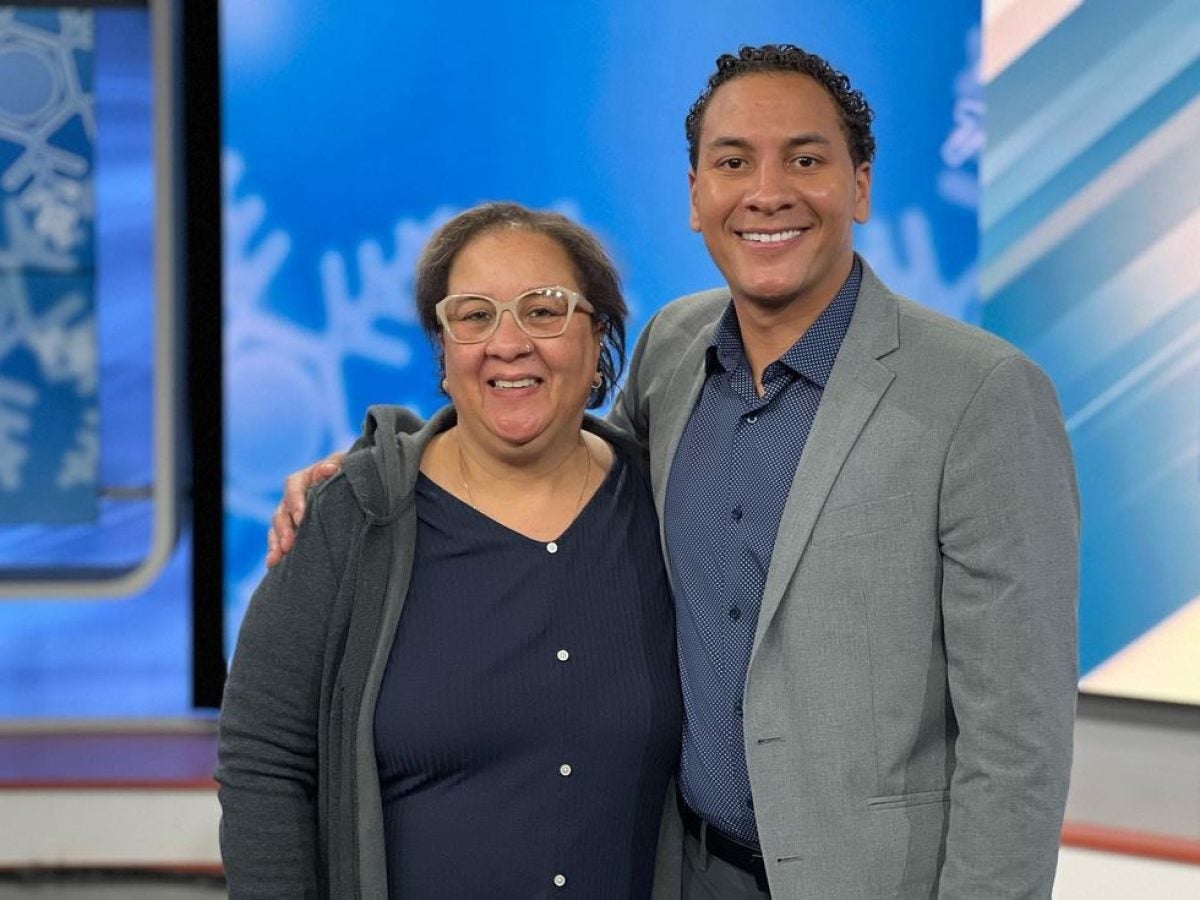 'Hi Baby!' Video Of News Reporter Being Interrupted By His Mom Wins The ...