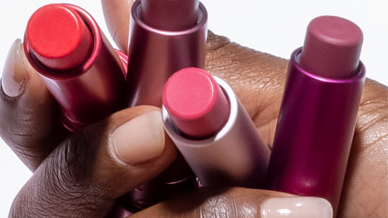 These Lip Balms Give You Soft Lips And Subtle Color - Essence | Essence