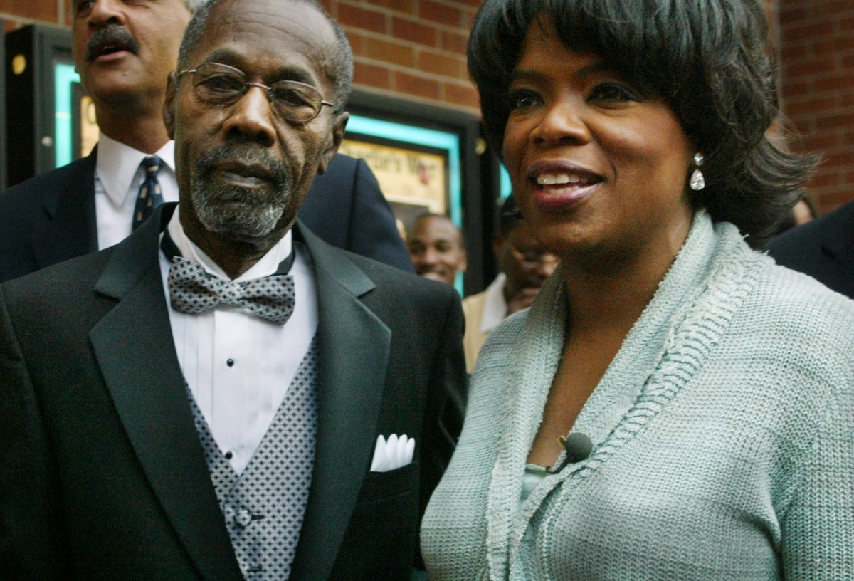 Oprah Winfrey's Father Passes Away Less Than A Week After July 4th ...