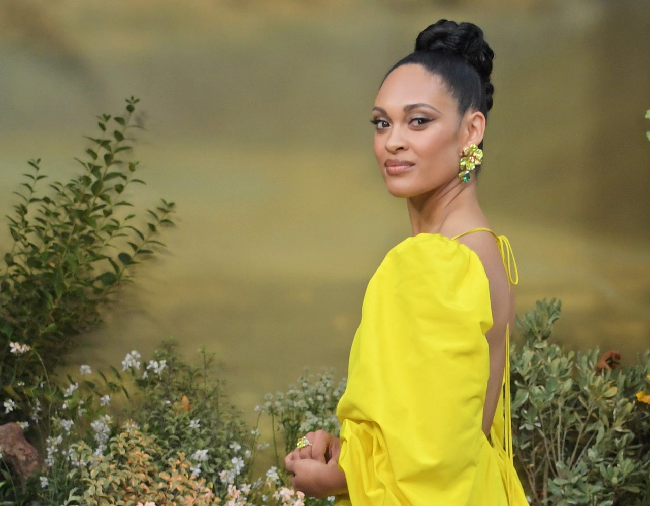 'Rings of Power' Actress Cynthia Addai Robinson Won't Engage In ...
