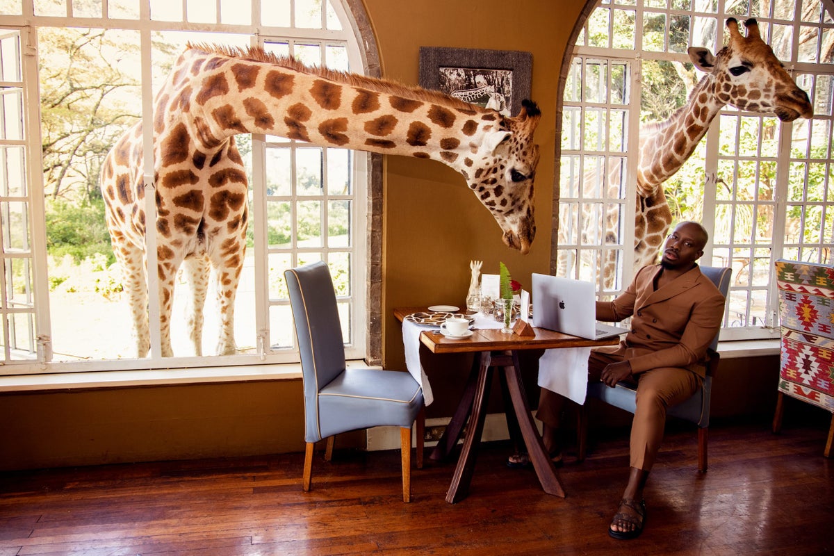 Award-Winning Photographer Stanley Babb Shares The Wedding Photos He's Taken That Blew Him Away ...