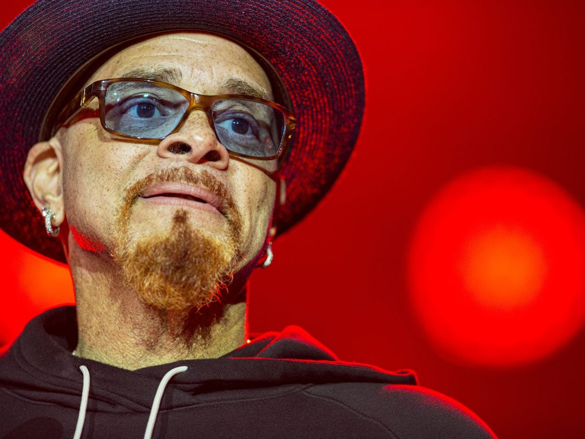 Sinbad Shares Recovery From Ischemic Stroke, Currently Relearning To ...