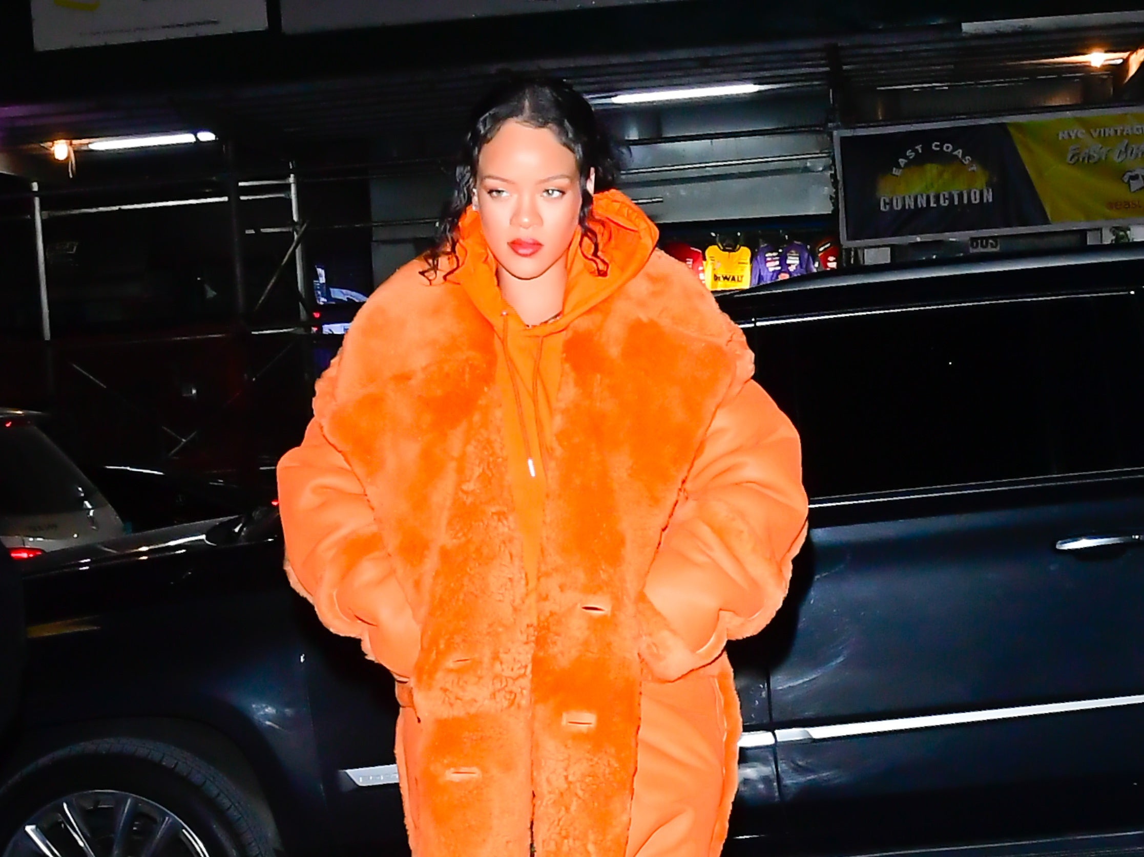 Colorful Winter Accessories To Spice Up Your Outfits | Essence