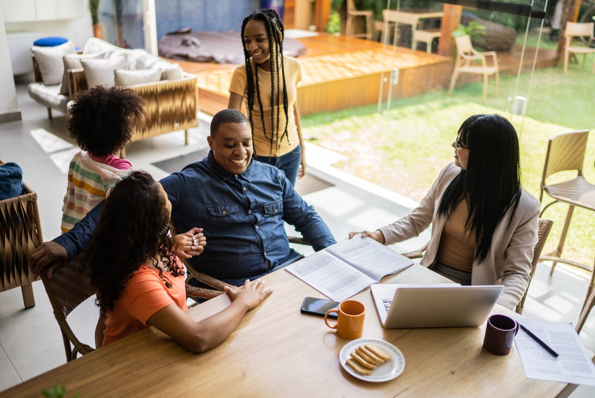 How to Have Financial Conversations with Your Family - Essence | Essence