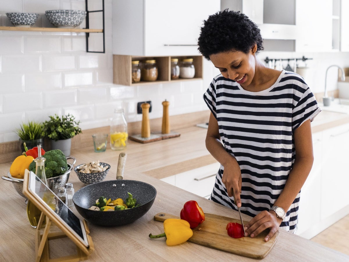 6 Black Women Foodie Influencers To Follow On Social Media | Essence