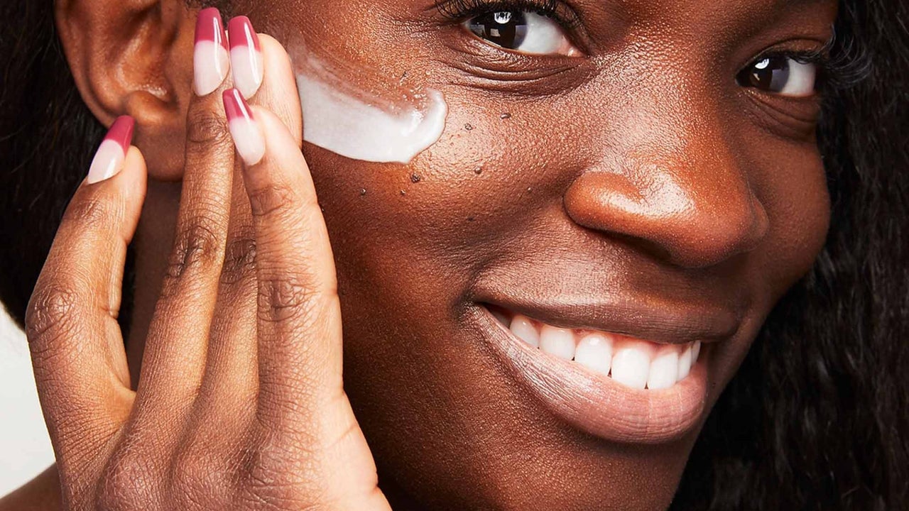The Best Face Primers To Keep Your Makeup In Tact | Essence