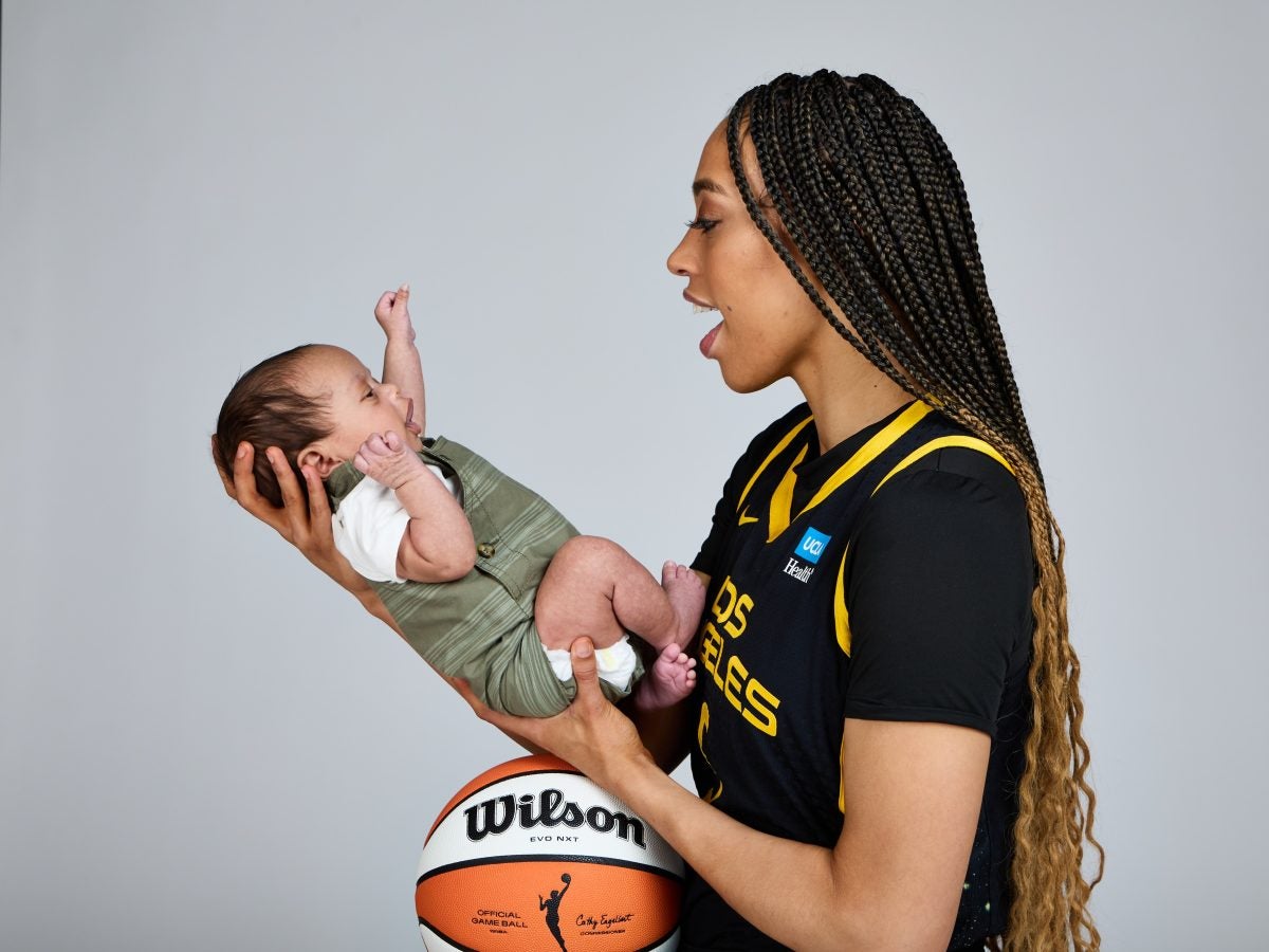 Dearica Hamby Is An WNBA Champ, All-Star, And Advocate For Working Moms ...