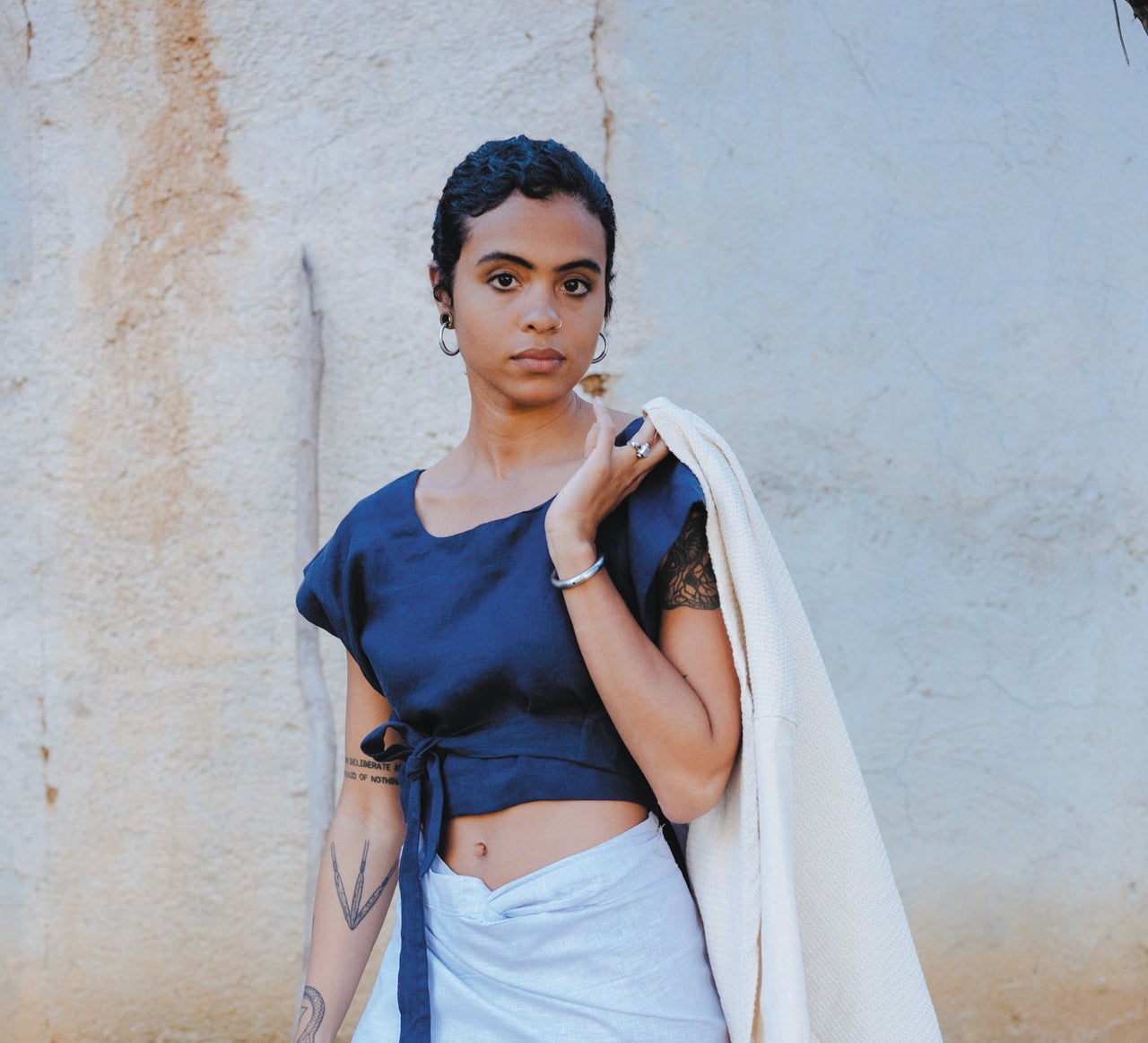 Sara Elise Left A Career In Investment Banking To Help Others Learn How To Live A Life Of Ease ...