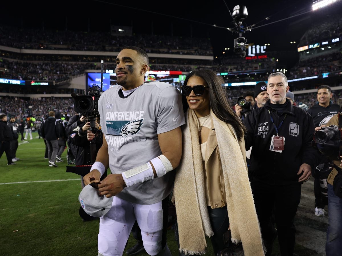 Black NFL Wives Do Exist: 12 Players And Their Partners We're Rooting For | Essence