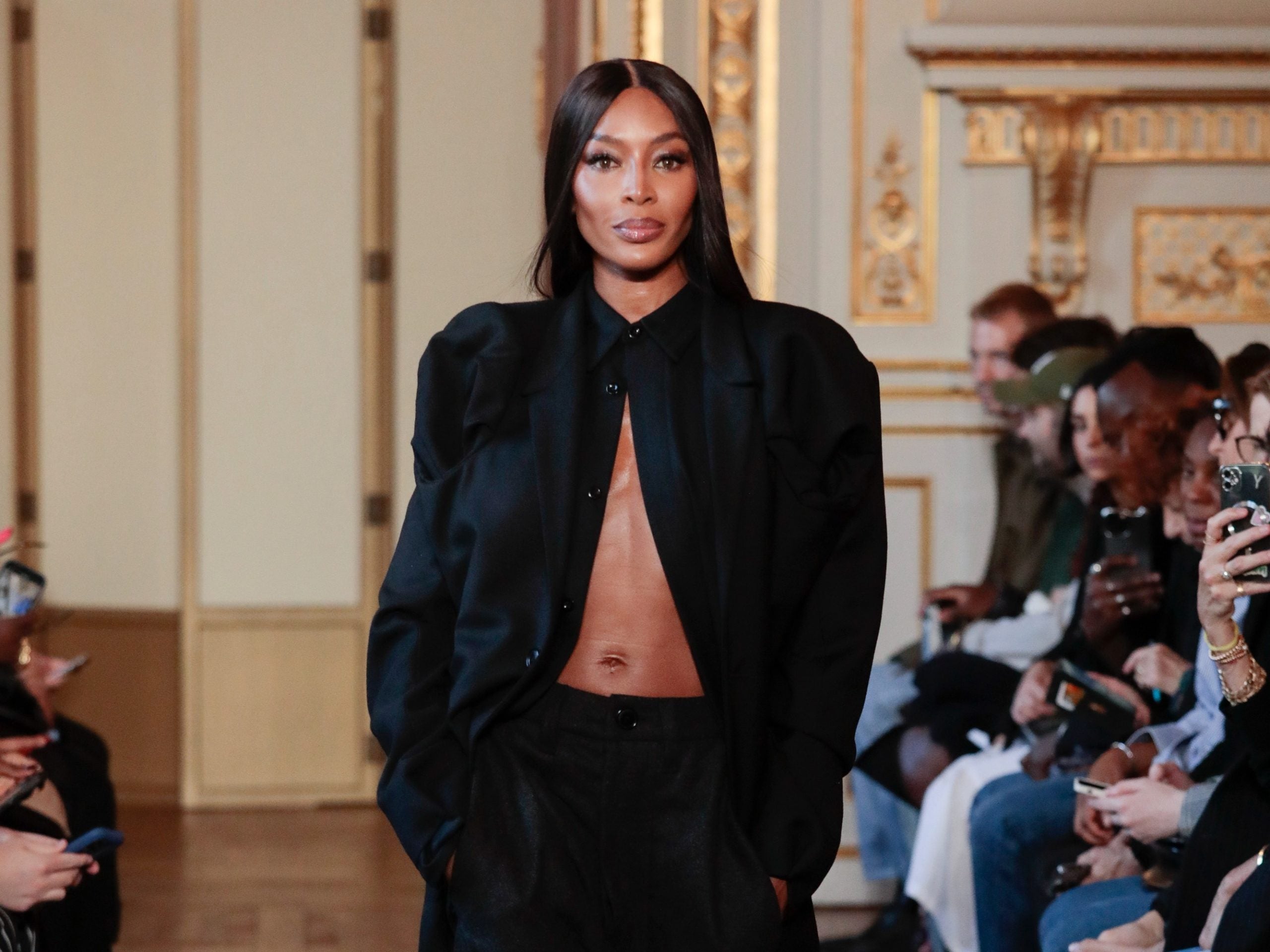 Naomi Campbell Runway 2022