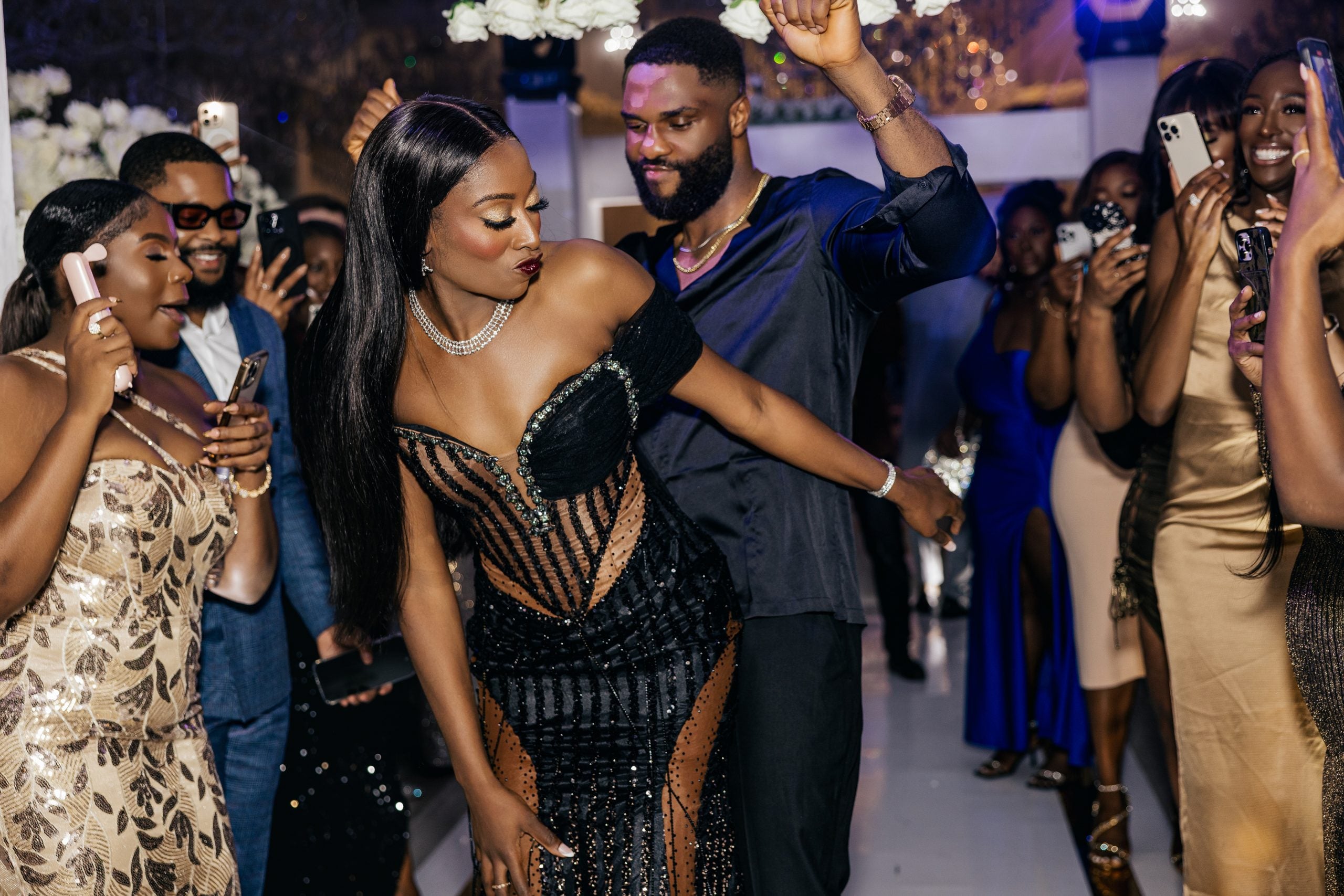 Bridal Bliss: WNBA Star Chiney Ogwumike Married Boxer Raphael Akpejiori ...