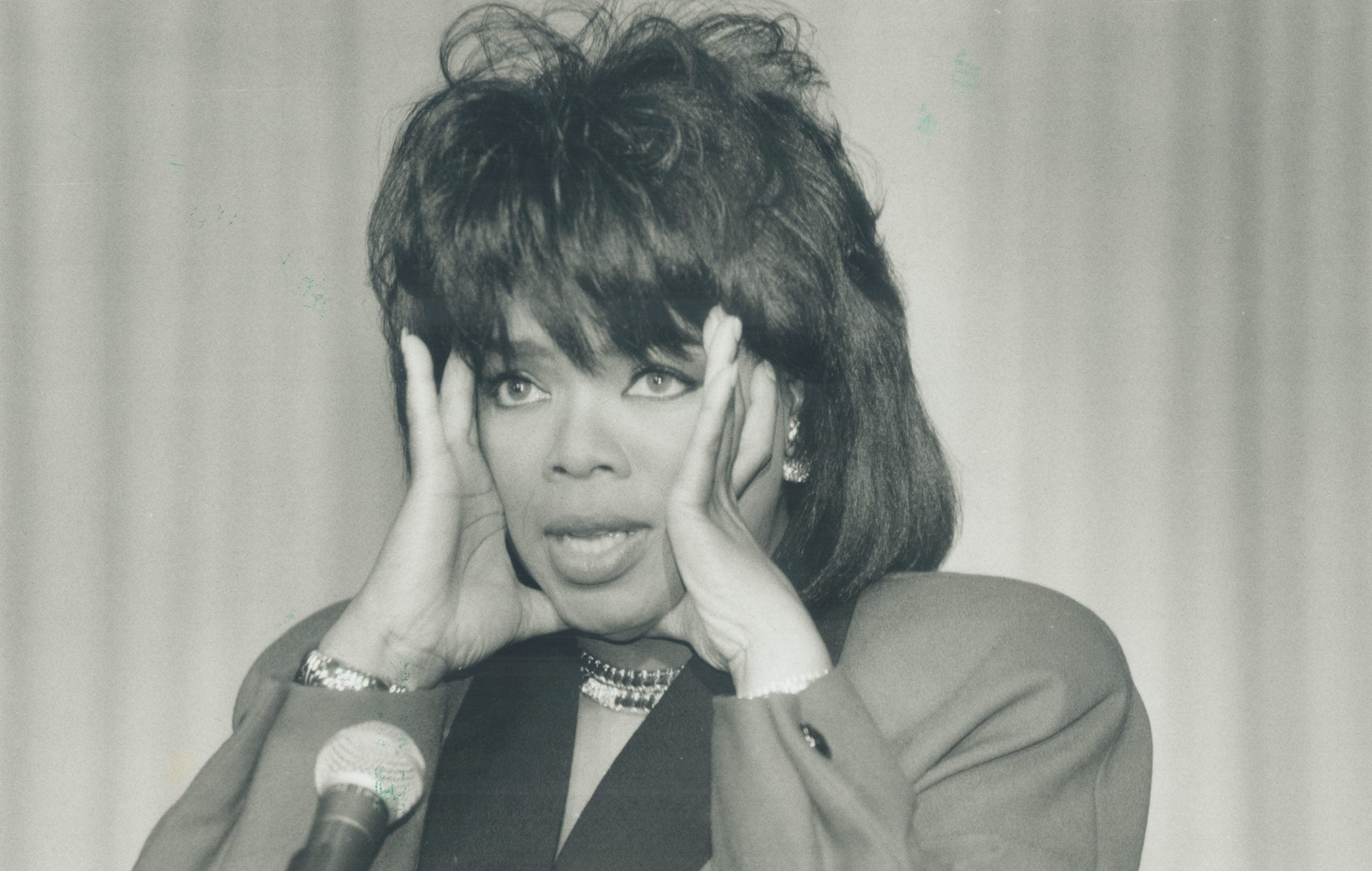 A Look Back At 33 Of Oprah Winfrey's Best Beauty Moments | Essence