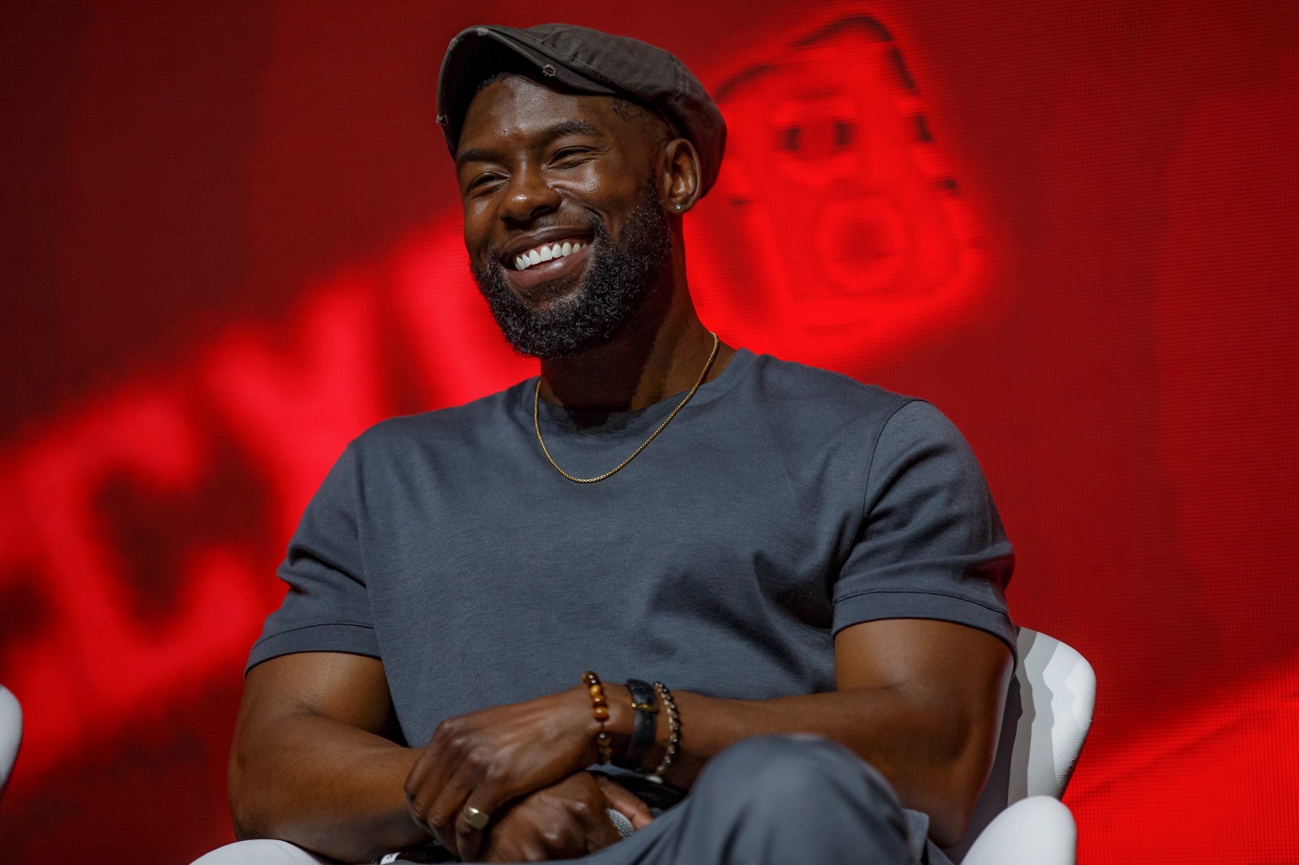 10 Smoldering Hot Photos Of Trevante Rhodes In Honor Of His Birthday ...