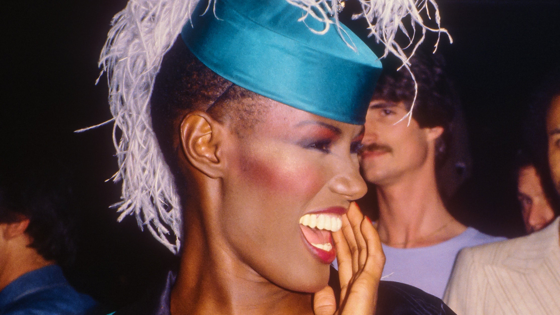 Does Mewing Really Sculpt Your Jawline? | Essence