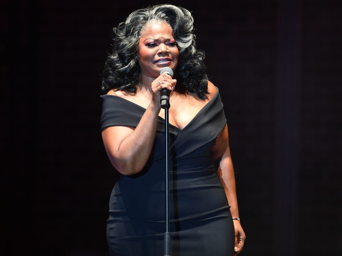 Mo’Nique Thanks Fans For Urging Her To See Doctor About Swollen Neck ...