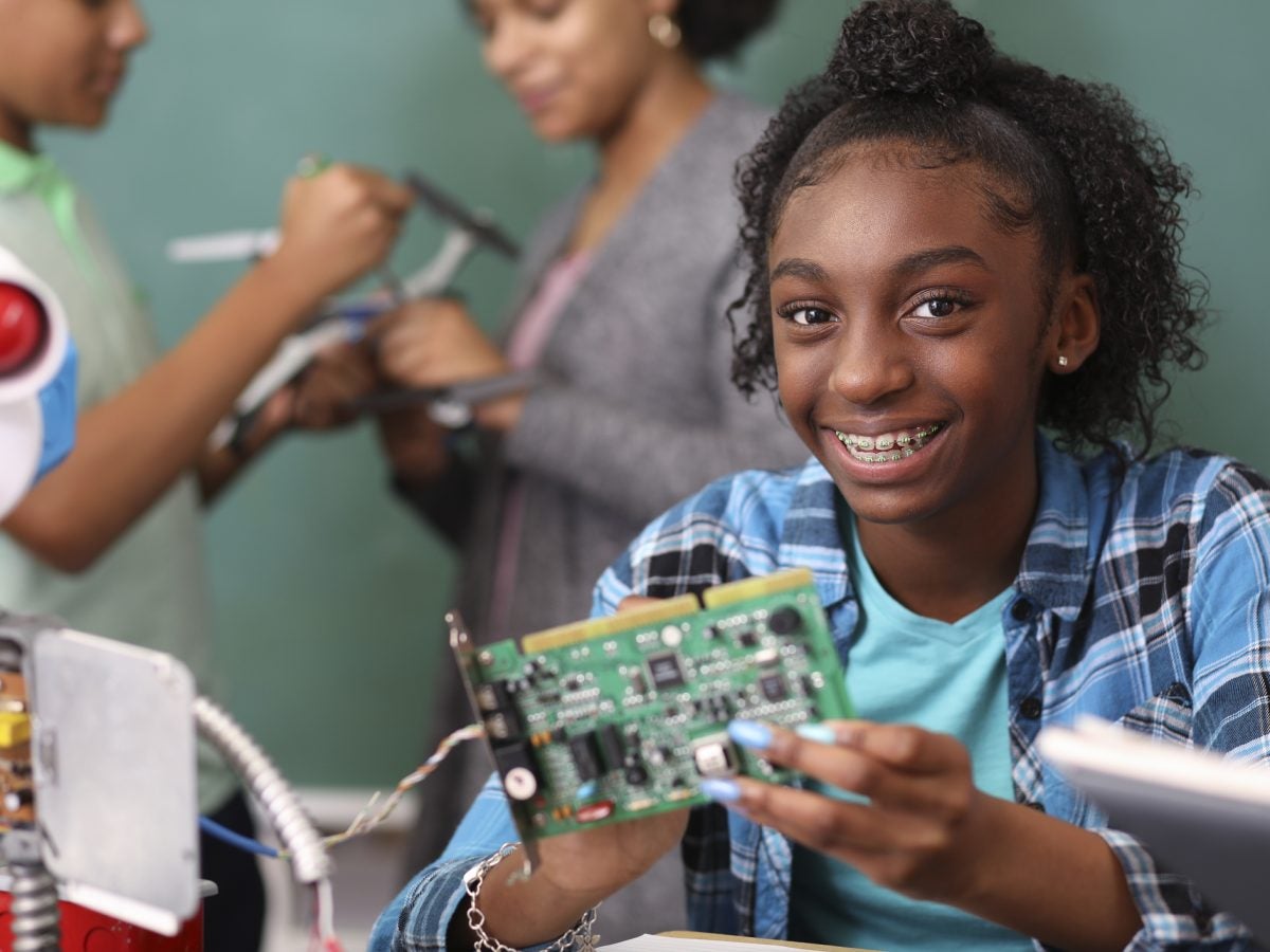 Black Woman-Owned STEM Non-Profit Builds Four-Story STEM Hub In Miami ...