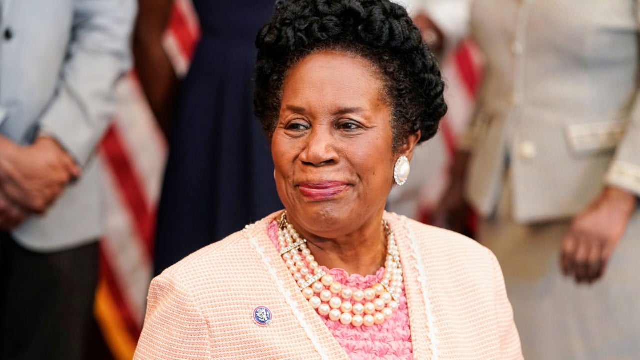 Sheila Jackson Lee, Pioneering Congresswoman And Champion For Black ...