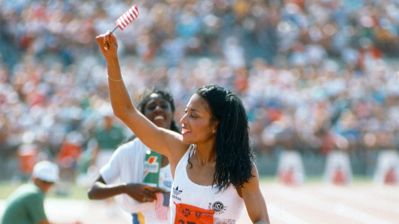Channeling Nostalgia With This Celebrity Look: Flo Jo - Essence | Essence