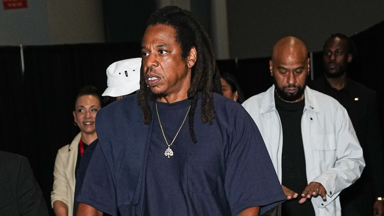 Jay-Z Wore The Highly Anticipated Louis Vuitton X Timberland Logo Boot ...