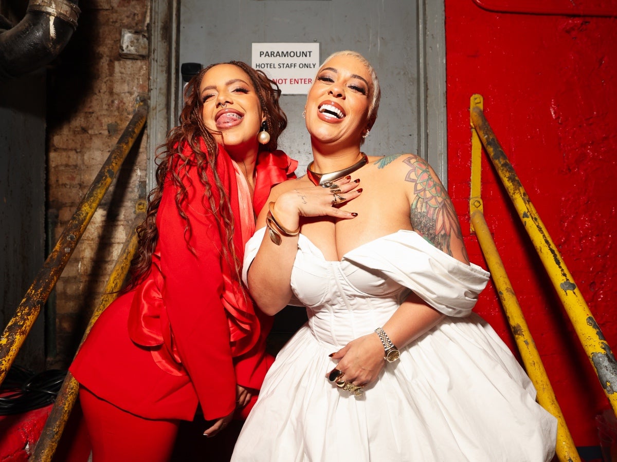 Celebrity - Essence | Essence