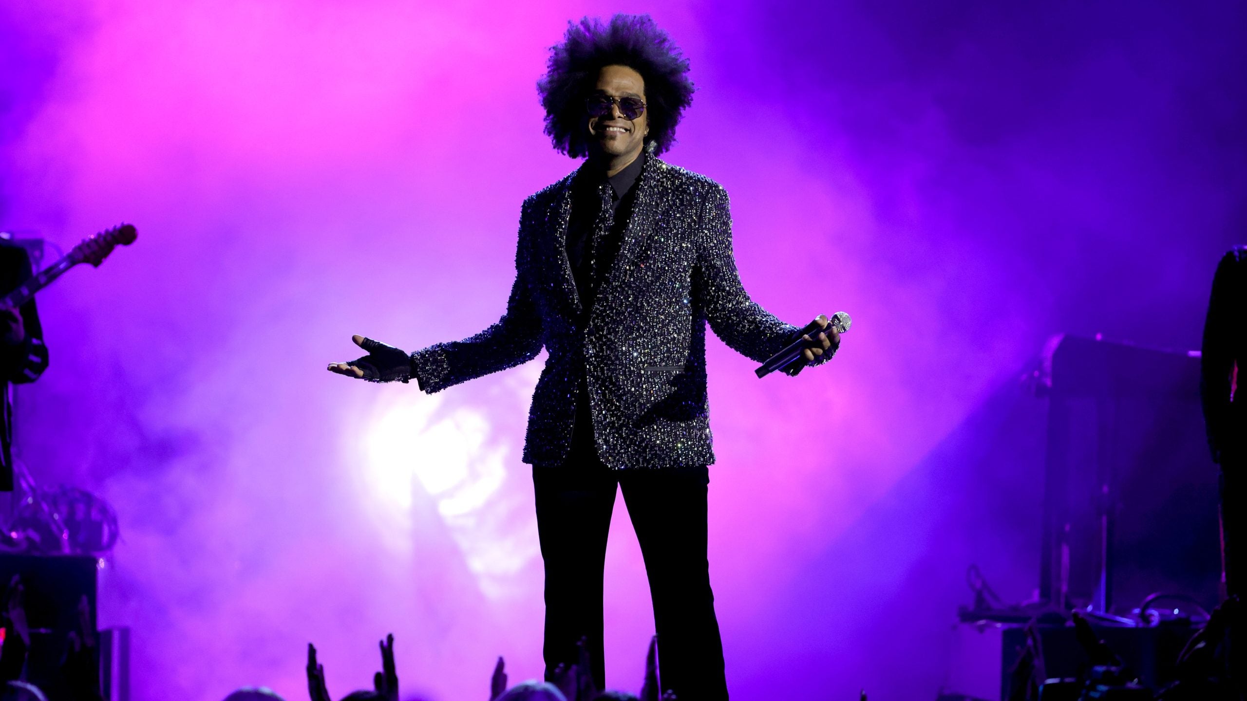 Maxwell - Essence | Essence