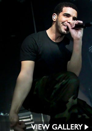 Star Gazing: Drake Performs in Manchester, England - Essence | Essence